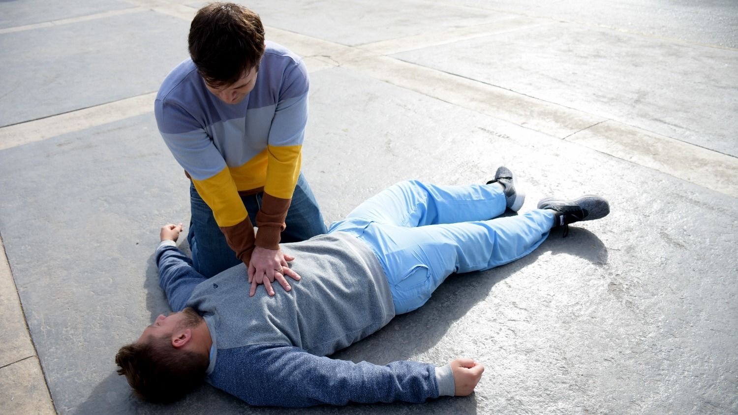 Los “Héroes del RCP” que utilizan sus manos para salvar vidas