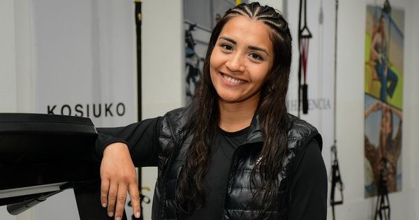 ¿Qué hacías antes?: Leonela Yúdica la "seño" que defiende títulos de boxeo