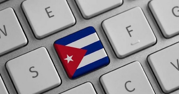 Abrieron la primera fábrica de computadoras en Cuba